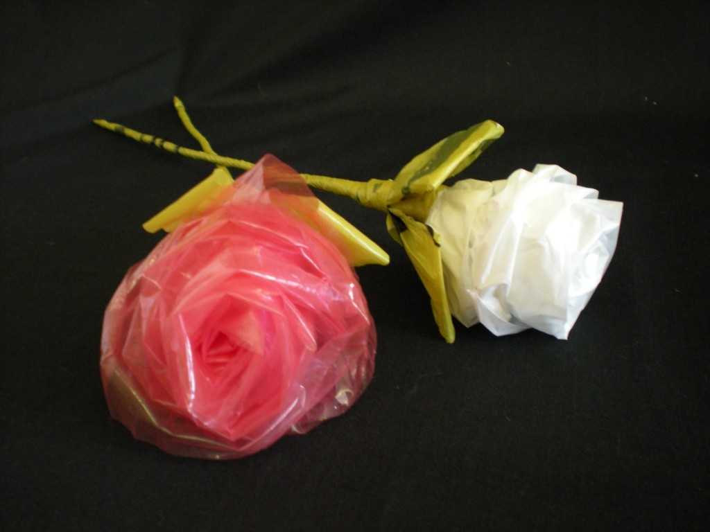 Roses - recycled plastic - African Home